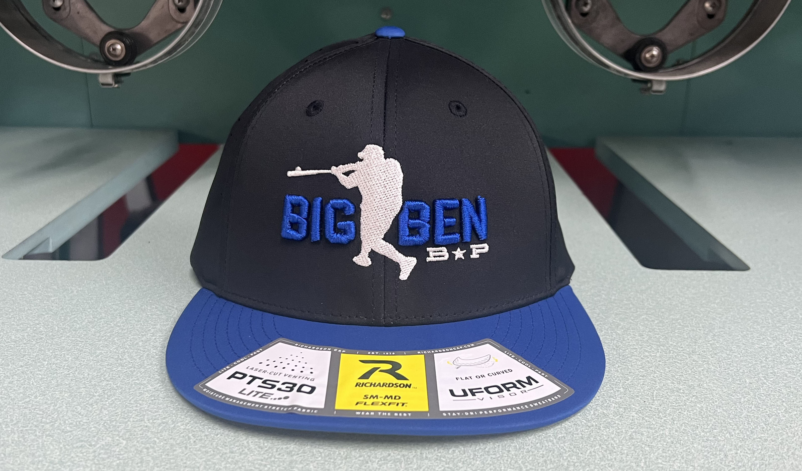 Big Ben BP Hat PTS30 Black/Royal – maddhattercaps