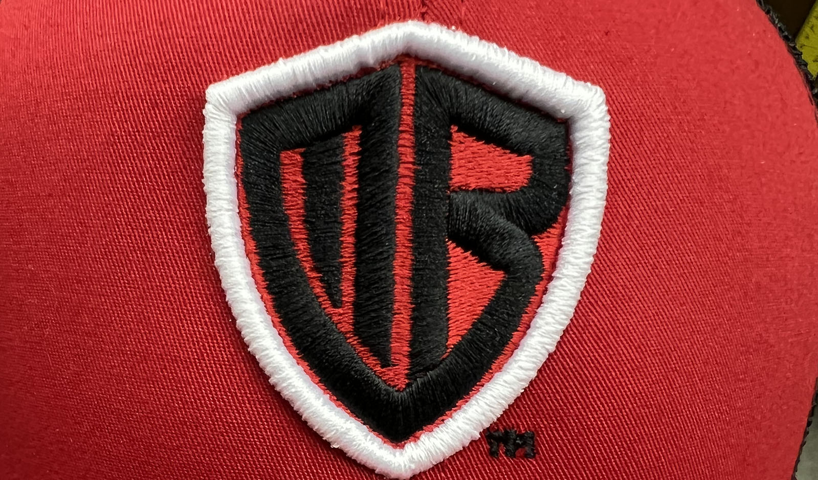 MB Shield 3D Puff - R112 Snapback - Red/Black – maddhattercaps